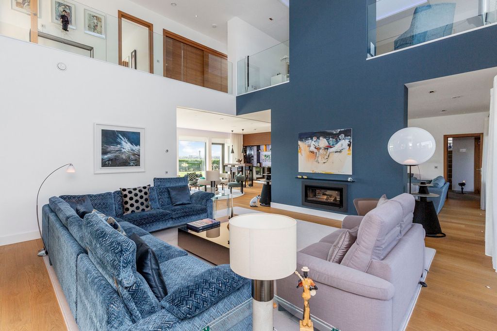 Castle Gogar Rigg, Gogar, Edinburgh EH12, 5 bed detached house for sale ...