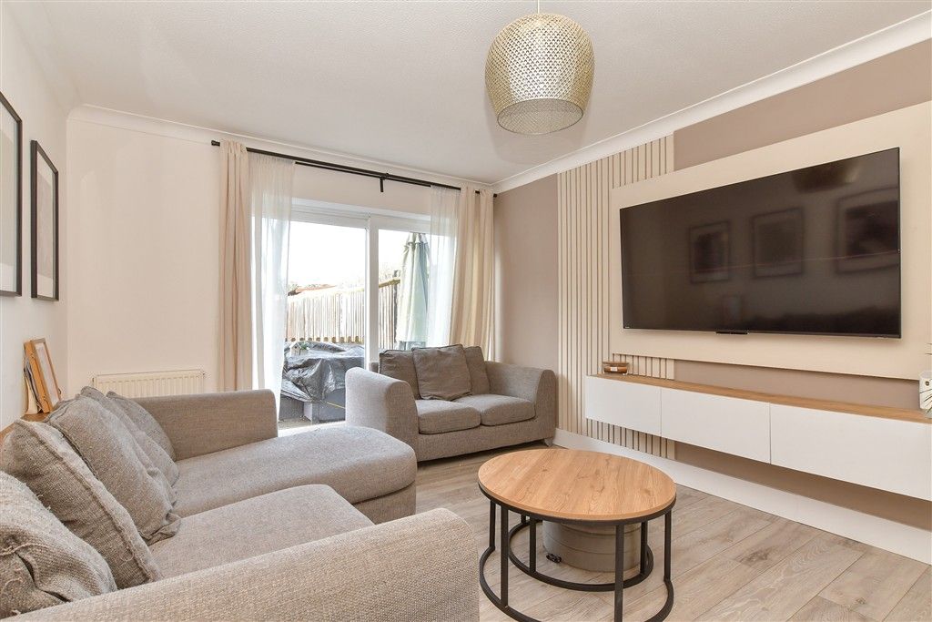 Knights Croft, New Ash Green, Longfield, Kent DA3, 3 bed terraced house ...