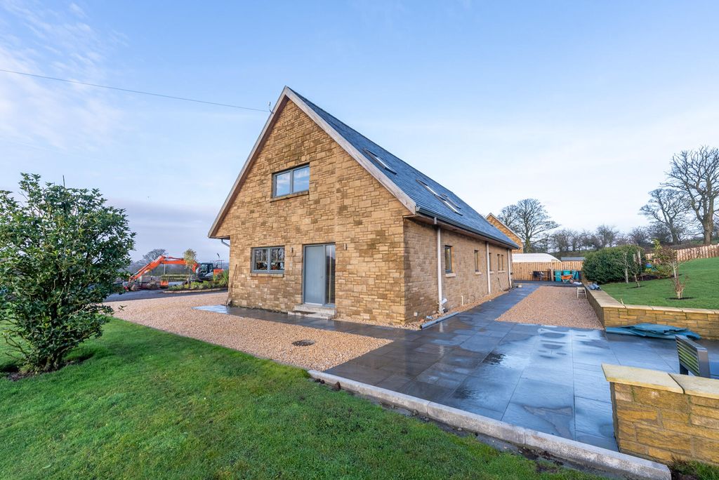 Limekilns, Millcroft Road, Cumbernauld G67, New home, 5 bed detached ...