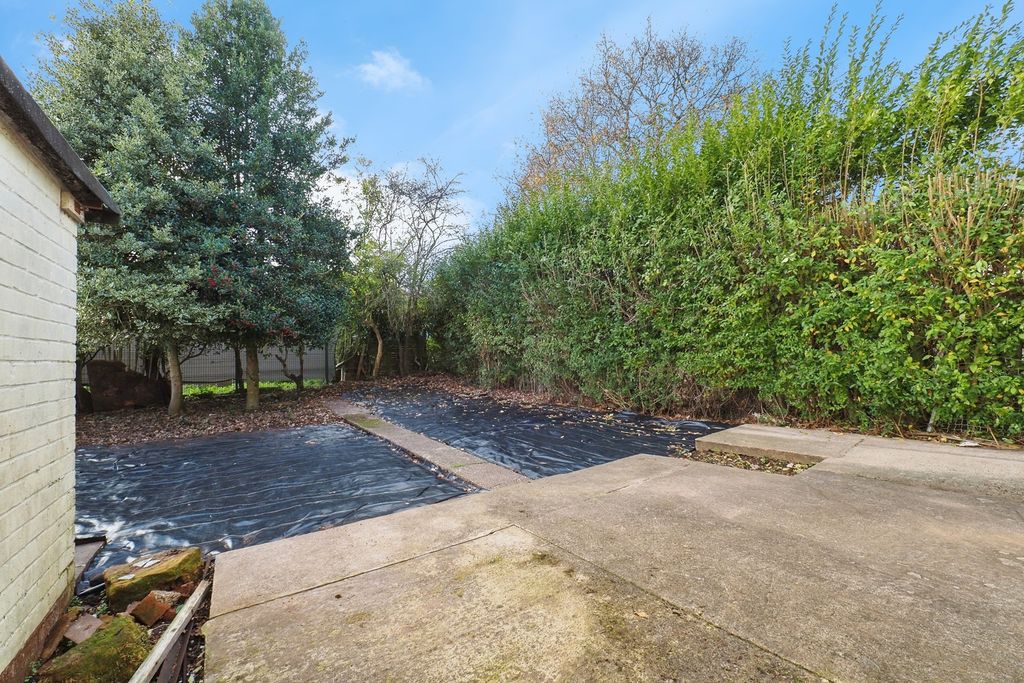 Melford Road, Bilborough, Nottingham NG8, 3 bed semi-detached house for ...