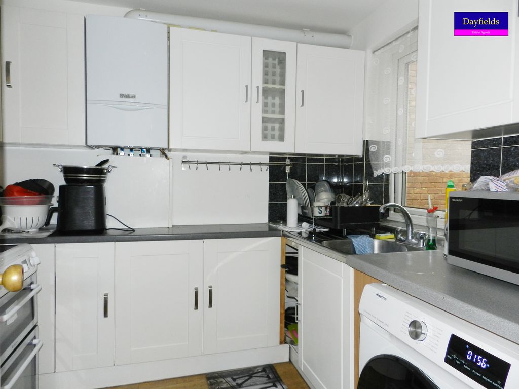 Glebe Avenue, Enfield EN2, 1 bed flat for sale, £319,995 | PrimeLocation