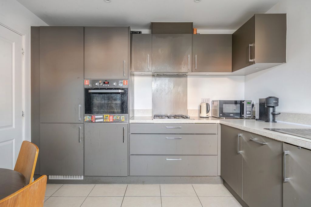 Greystone Square, Wouldham, Rochester ME1, 3 bed semi-detached house ...