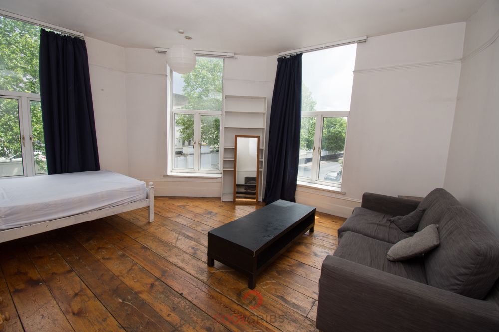 Caledonian Road, London N7, 3 bed flat to rent, £3,250 pcm | PrimeLocation