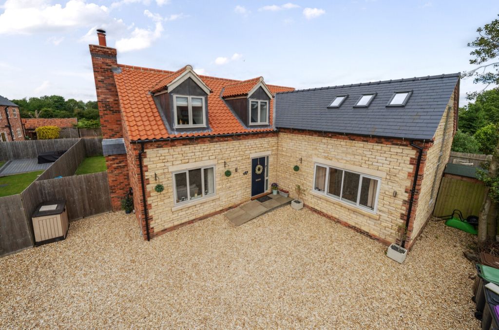 High Street, Brant Broughton, Lincoln, Lincolnshire LN5, 4 bed detached ...