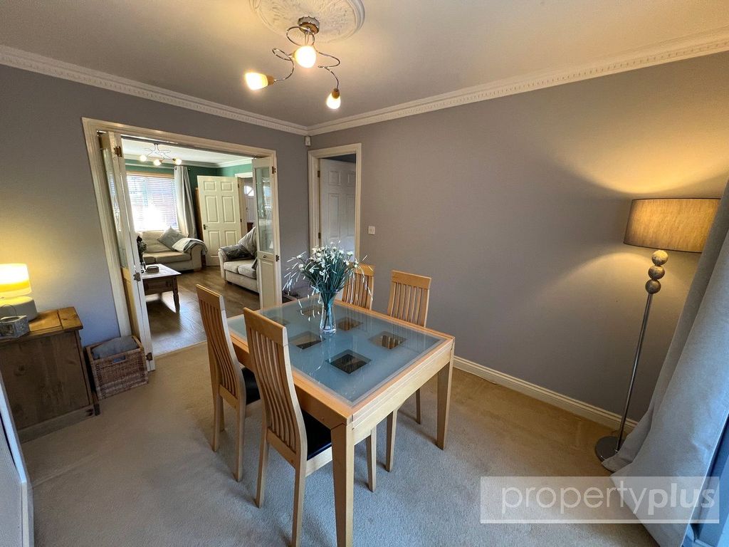 Swyn Y Nant, Tonyrefail, Rhondda Cynon Taff CF39, 4 bed detached house ...