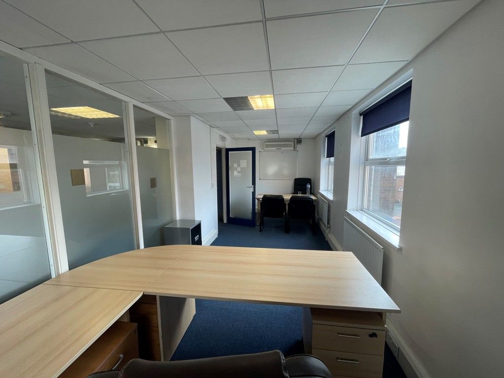 Victoria Street, Luton, Bedfordshire LU1, Office to let, Non quoting ...