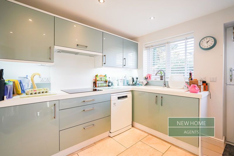 Hanover Close, Forest Town, Mansfield NG19, 2 bed detached house for ...