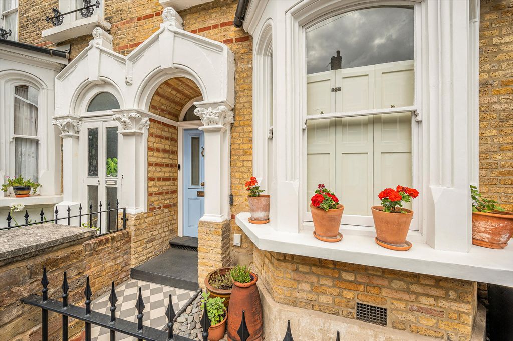 Crossley Street, Islington N7, 4 bed terraced house for sale, £ ...