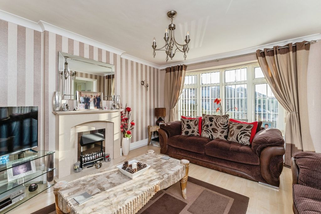 Maes Teg, Flint, Flintshire CH6, 3 bed link detached house for sale, £ ...