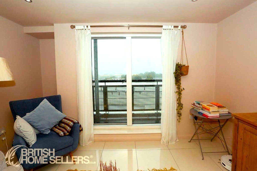 Denmark Street, Altrincham, Greater Manchester WA14, 2 bed flat for ...