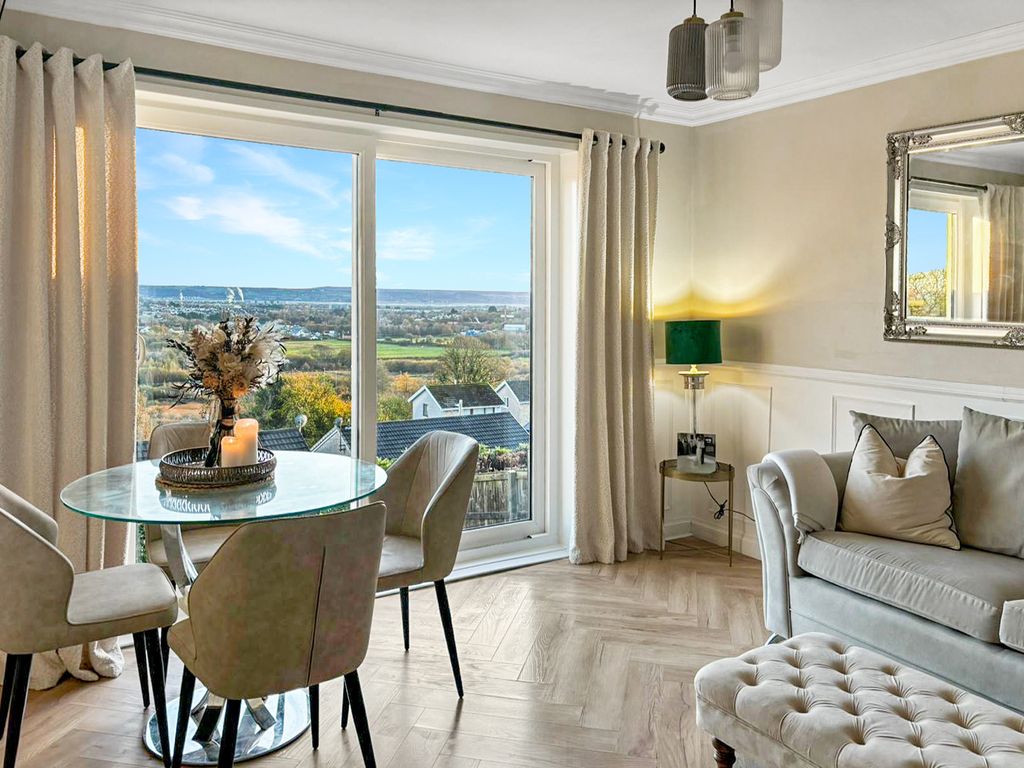 Pennant Road, Llanelli SA14, 3 bed detached bungalow for sale, £245,000 ...