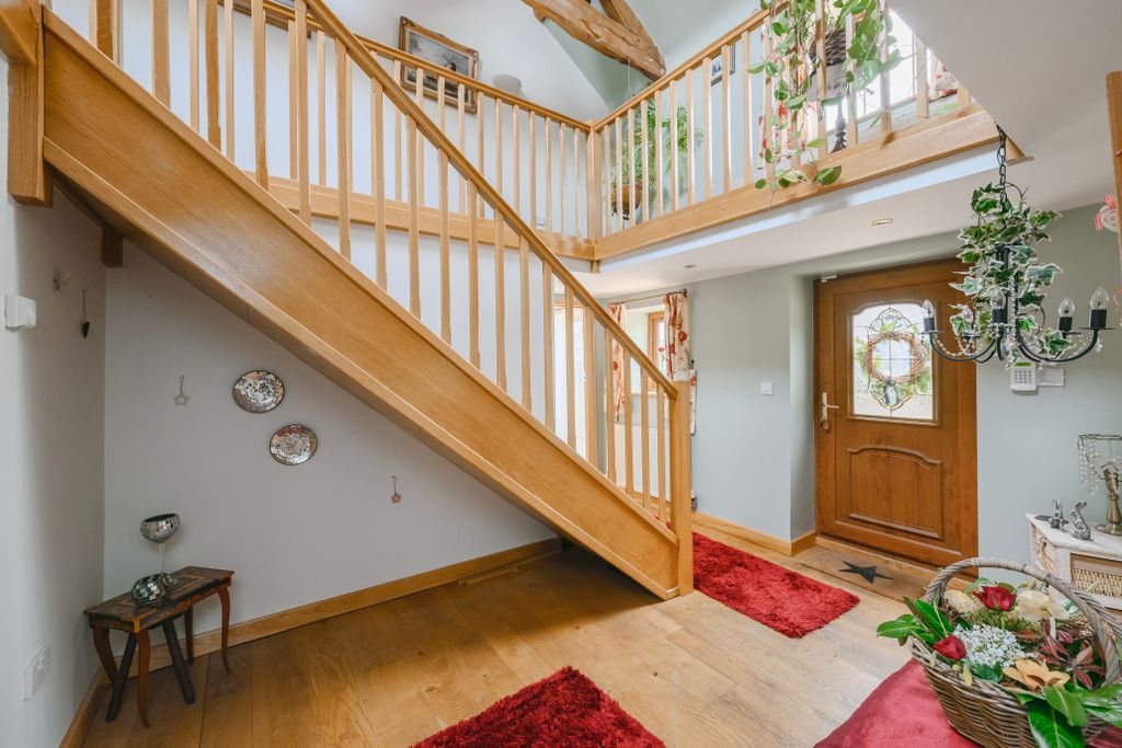 Breaden Heath, Whitchurch SY13, 6 bed barn conversion for sale, £ ...