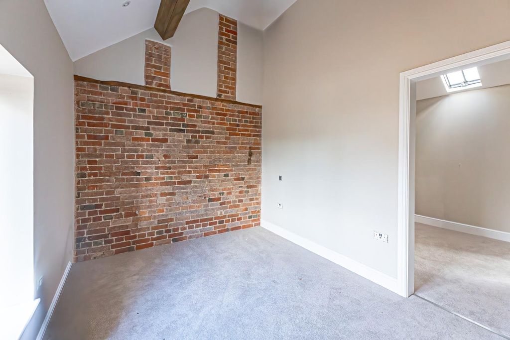 Glebe Farm, Stewkley Road, Leighton Buzzard LU7, New home, 3 bed barn ...