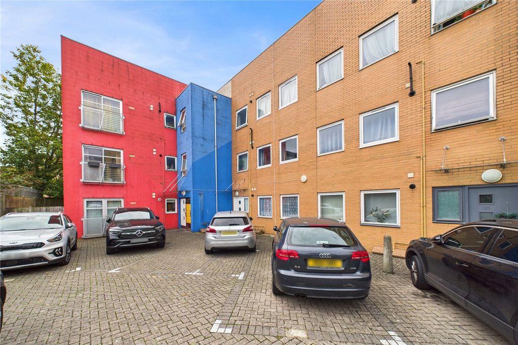 Mayday Road, Thornton Heath CR7, 1 bed flat for sale, £126,500 ...