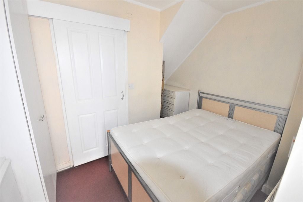 Kingsmills Road, Wrexham LL13, 1 bed flat to rent, £625 pcm | PrimeLocation