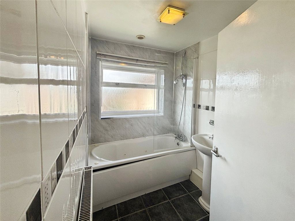 Baldwin Webb Avenue, Donnington, Telford, Shropshire TF2, Property to ...