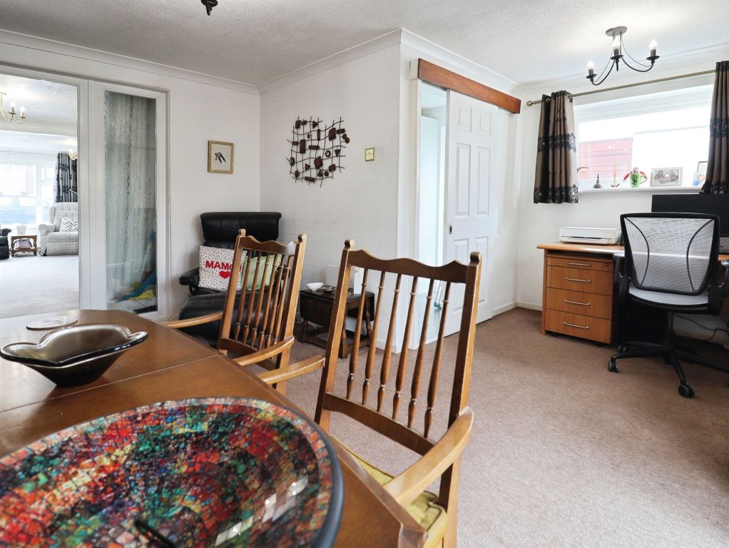 Oakwood Avenue, Penylan, Cardiff CF23, 3 bed semi-detached house for ...