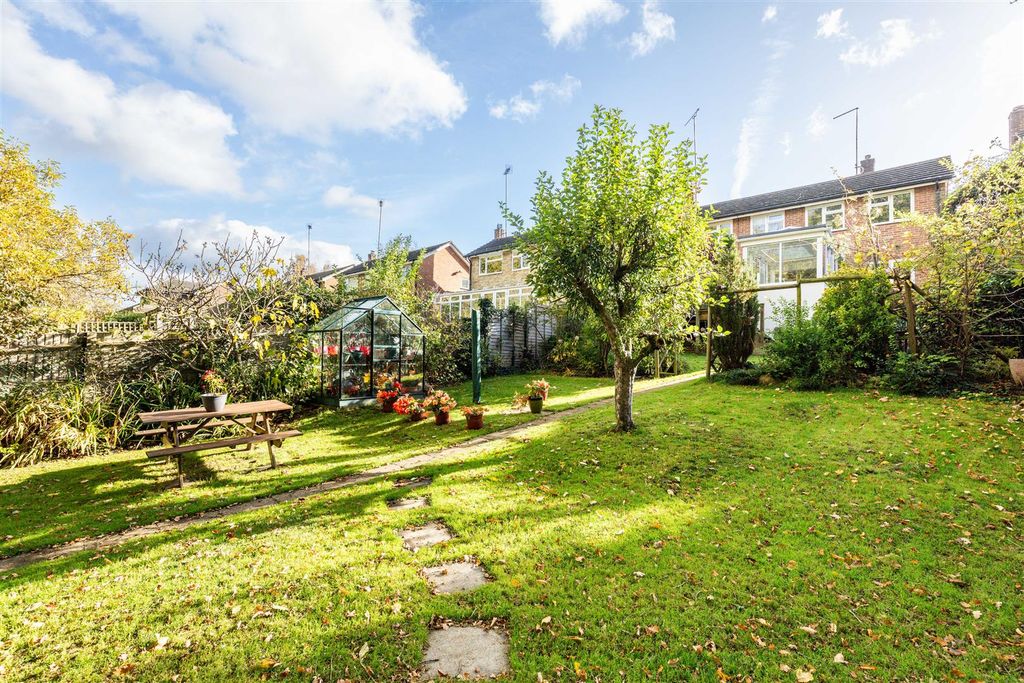 Quarry Hill, Haywards Heath RH16, 5 bed detached house for sale, £ ...