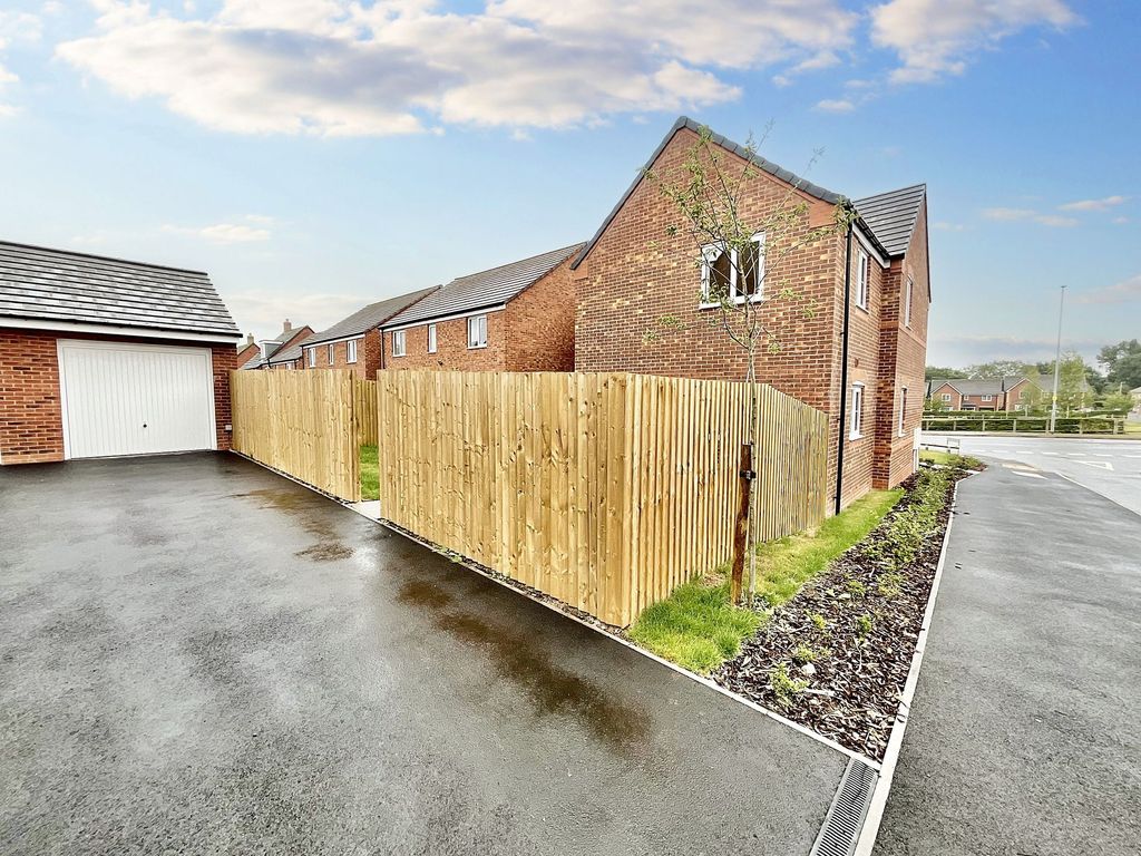 Clarke Way, Stone ST15, 4 bed detached house for sale, £400,000 ...