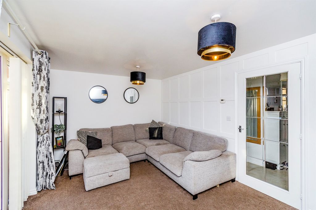Grasmere Road, Willenhall WV12, 3 bed semi-detached house for sale, £ ...