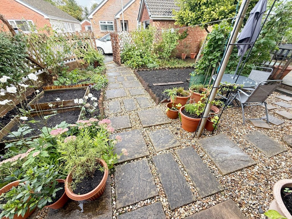 Llys Hendre, Llangennech SA14, 4 bed detached house for sale, £389,000 ...