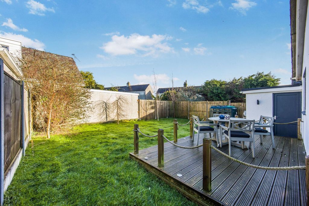 Rhos Ffordd, Moelfre LL72, 2 bed bungalow for sale, £265,000 ...