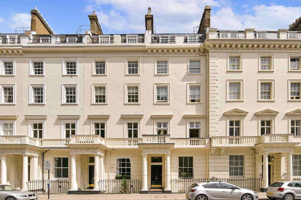 Warwick Square, Westminster SW1V, 2 bed flat for sale, £1,500,000 ...