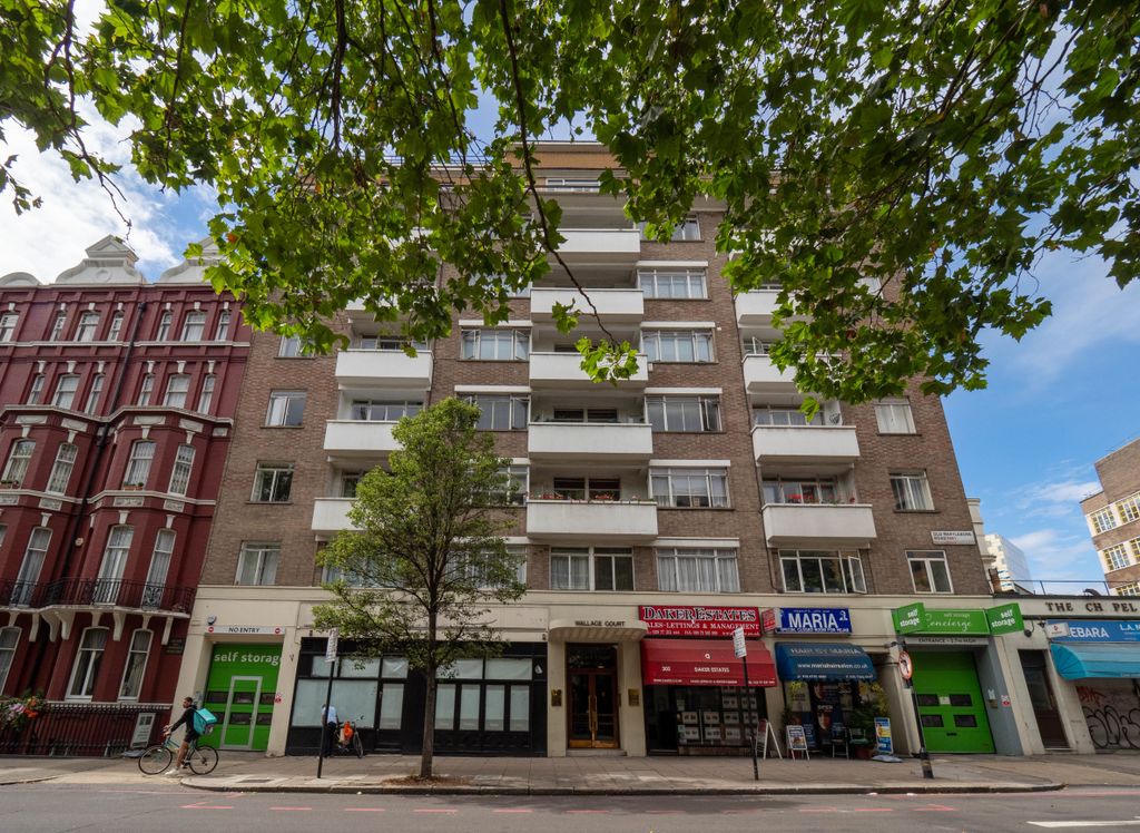 Old Marylebone Road, London NW1, 2 bed flat to rent, £3,600 pcm ...