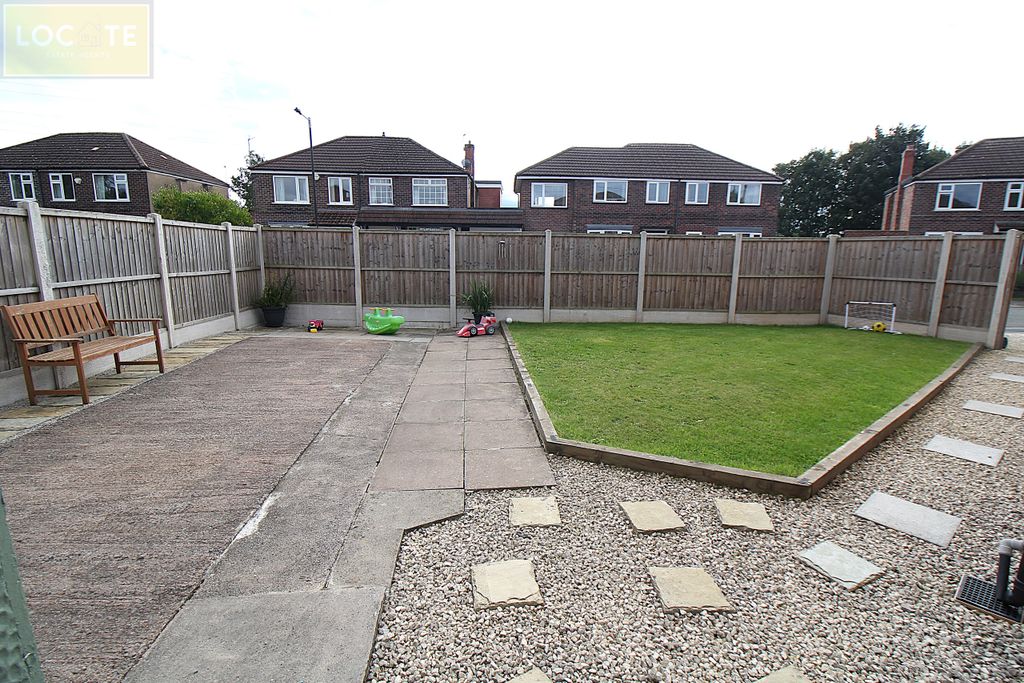 Redesmere Park, Flixton M41, 4 bed semi-detached house for sale, £ ...