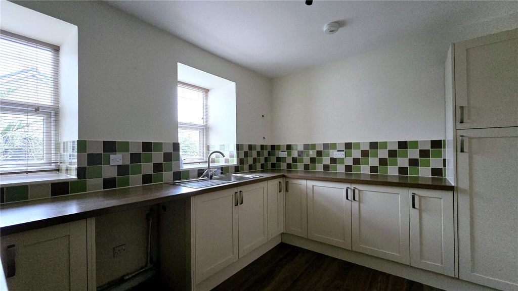 Llanfawr Road, Holyhead, Isle Of Anglesey LL65, 3 bed semi-detached ...