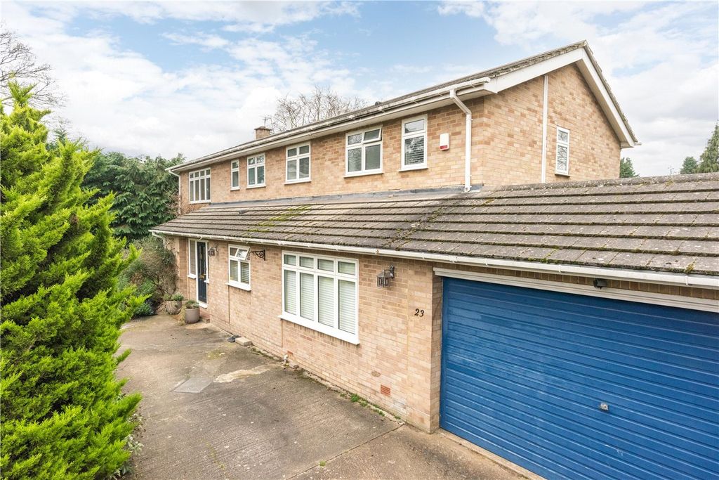 Conifers, Weybridge KT13, 6 bed detached house to rent, £4,750 pcm ...