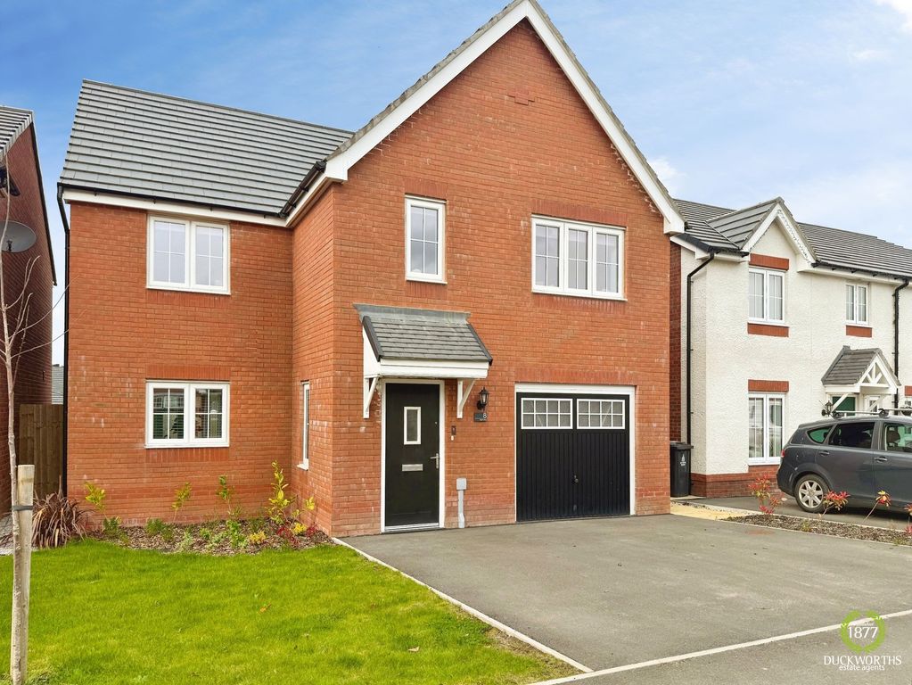Aspin Way, Lower Darwen BB3, 4 bed detached house for sale, £325,000 ...