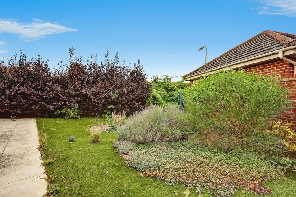Tibbs Way, Bugbrooke, Northampton, Northamptonshire NN7, 3 bed semi ...