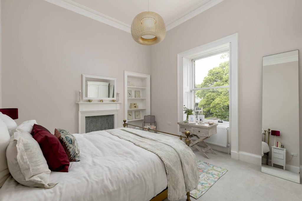 Inverleith Row, Edinburgh EH3, 6 bed detached house for sale, £ ...