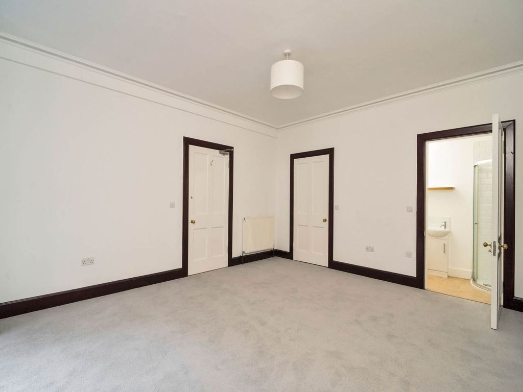 Rothesay Place, West End, Edinburgh EH3, 2 bed flat to rent, £1,850 pcm ...