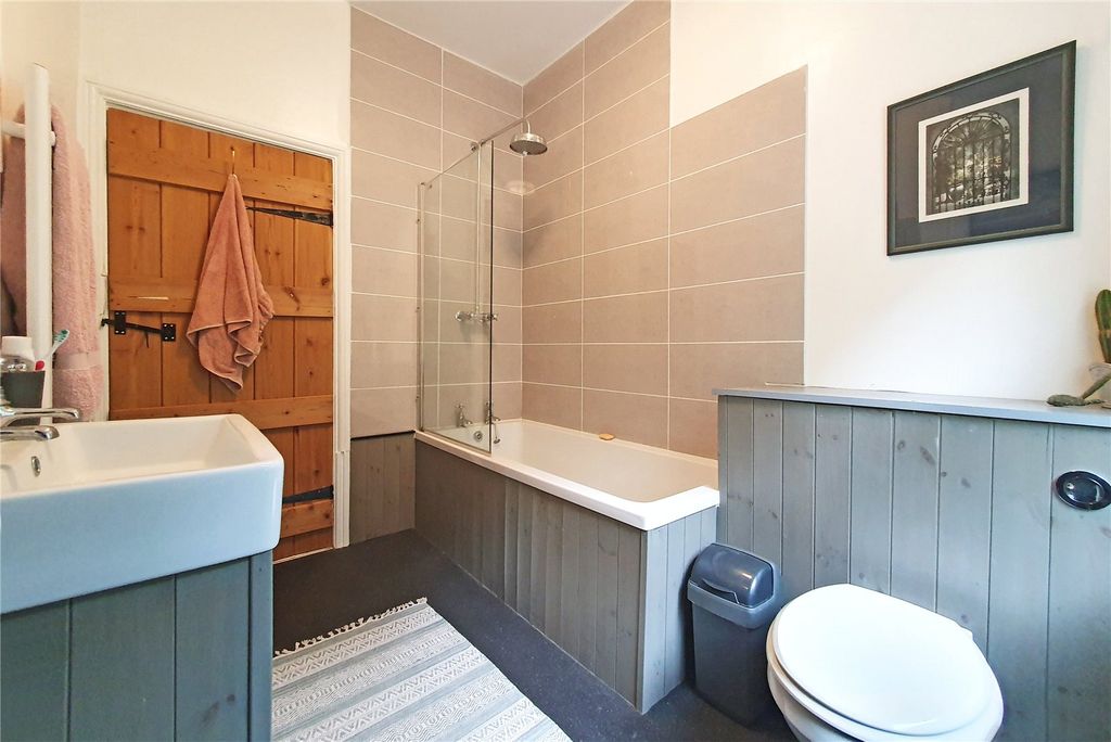 Crossing Cottage, Llanbister Road, Llandrindod Wells LD1, 3 bed ...