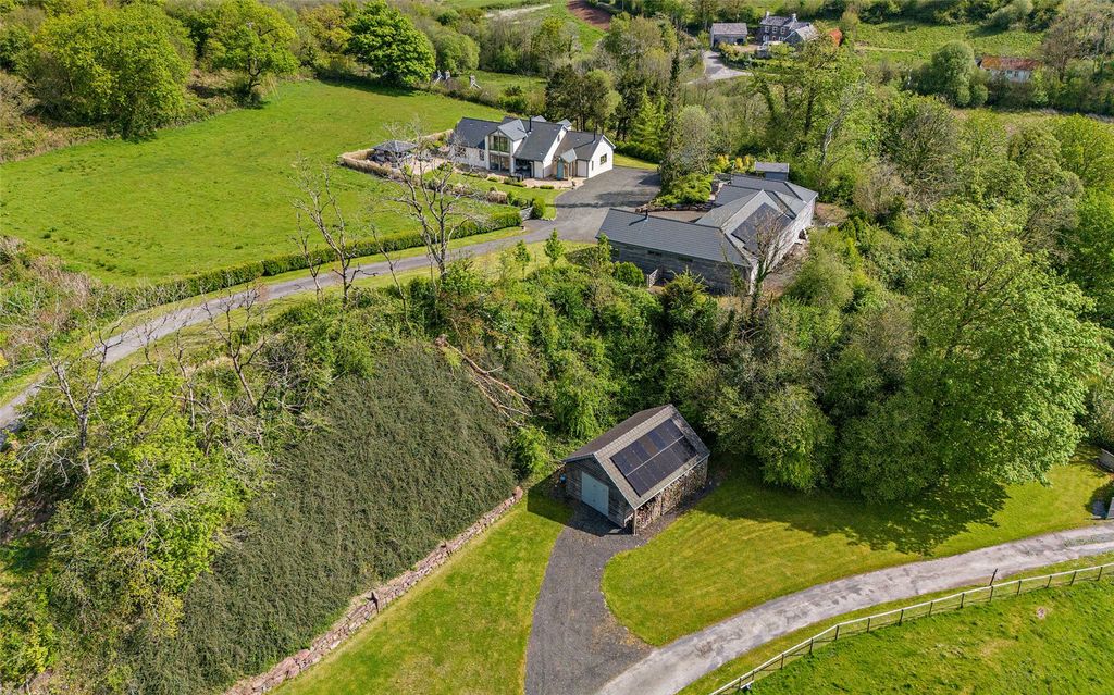 Derwydd Road, Llandybie, Carmarthenshire SA18, 4 bed detached house for ...