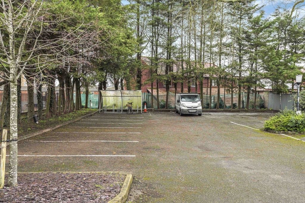 Kings Road, Reading, Berkshire RG1, 28 bed detached house for sale, £ ...