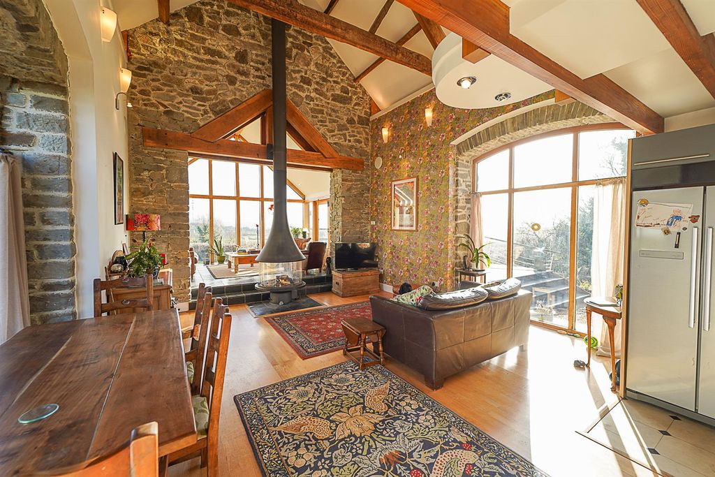 Taliaris, Llandeilo SA19, 4 bed detached house for sale, £895,000 ...