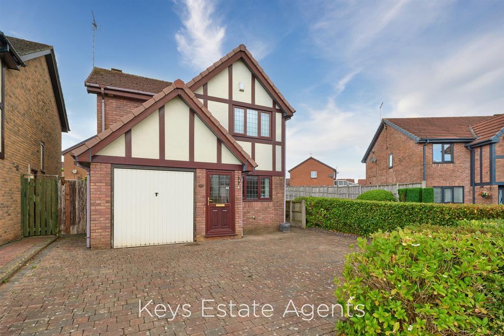Tarragon Drive, Meir Park, Stoke-On-Trent ST3, 3 bed detached house for ...