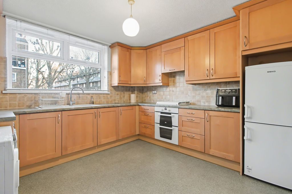 Canton Street, London E14, 4 bed maisonette for sale, £450,000 ...