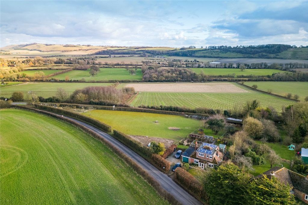Newtown, Shalbourne, Marlborough, Wiltshire SN8, 3 bed detached house ...