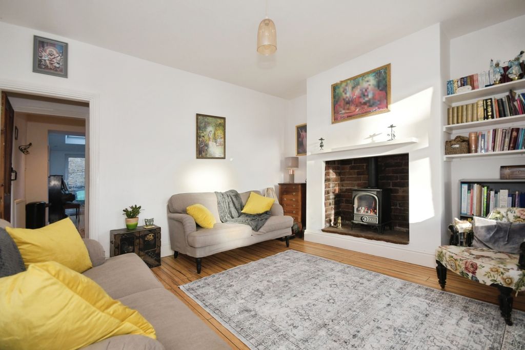 Byron Street, Buxton, Derbyshire SK17, 2 bed terraced house for sale, £ ...