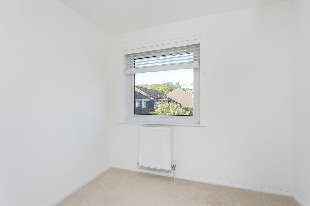 May Tree Close, Winchester SO22, 3 bed semi-detached house to rent ...