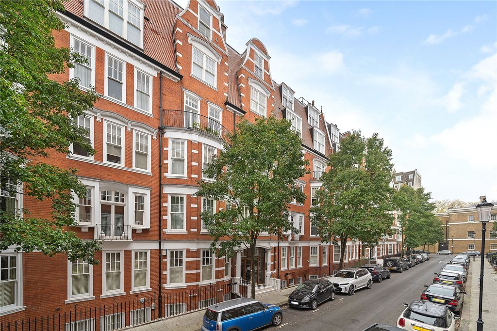 Sloane Court West, London SW3, 4 bed flat for sale, £3,950,000 ...