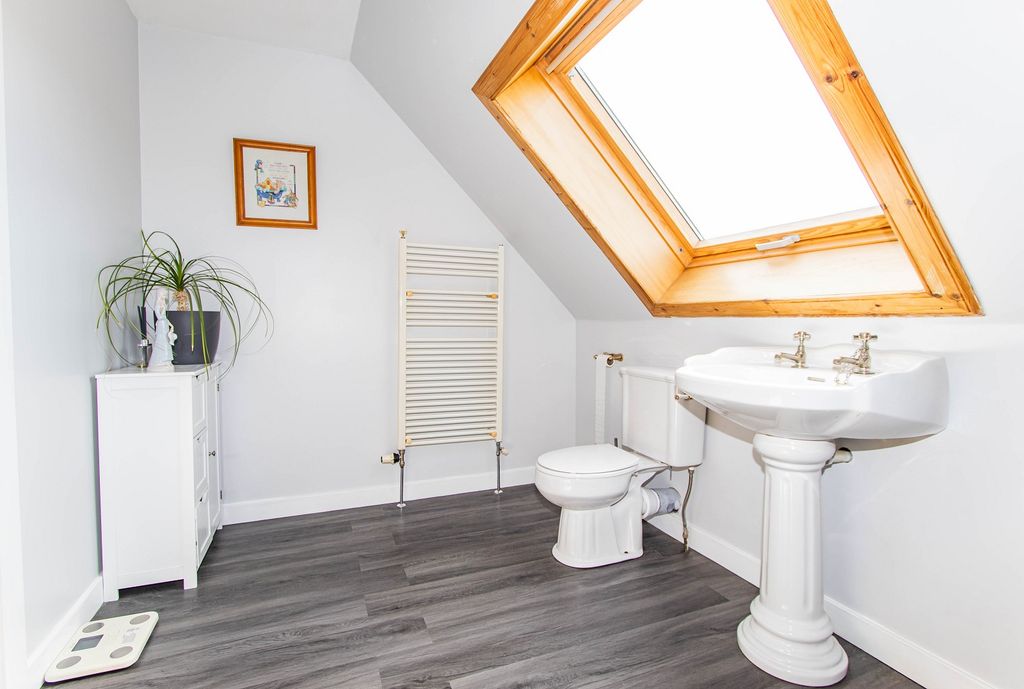 Castletown, Thurso, Highland. KW14, 5 bed detached house for sale, £ ...