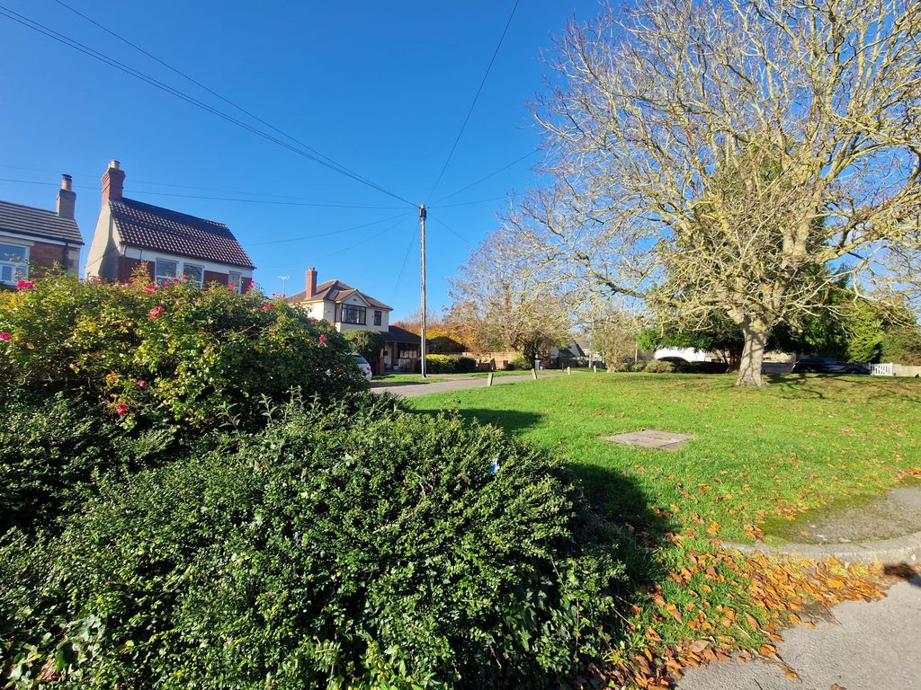 Cheney Manor Road, Swindon SN2, 4 bed end terrace house for sale, £ ...