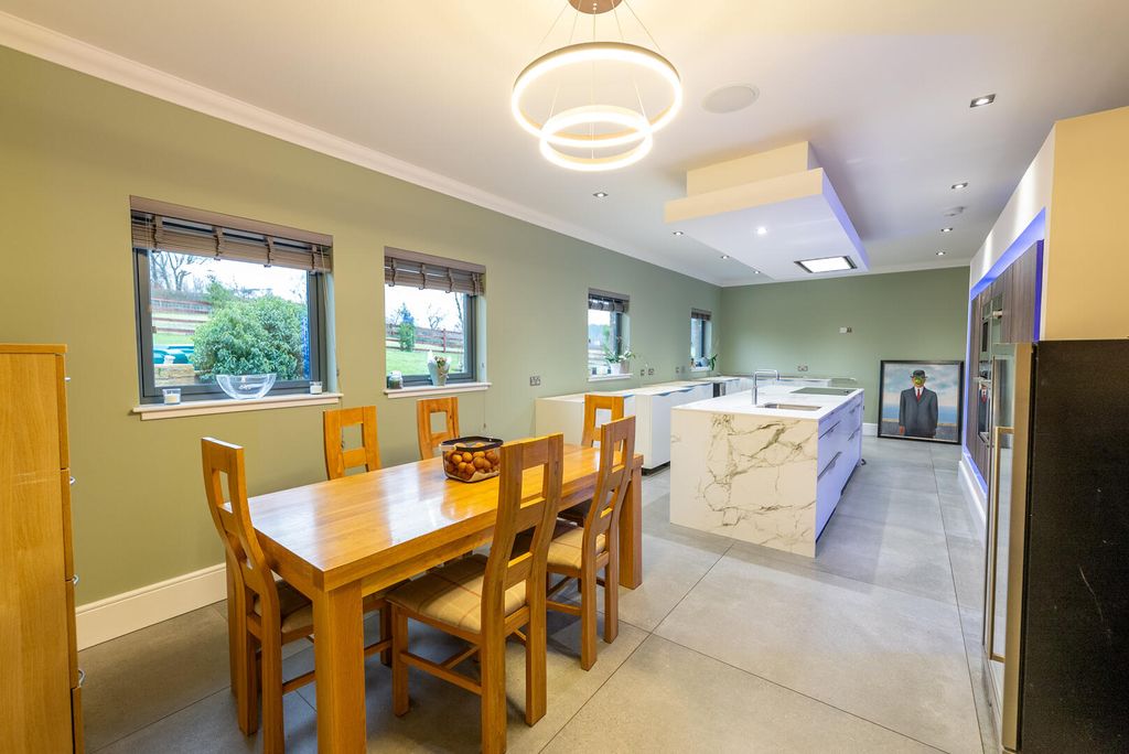 Limekilns, Millcroft Road, Cumbernauld G67, New home, 5 bed detached ...