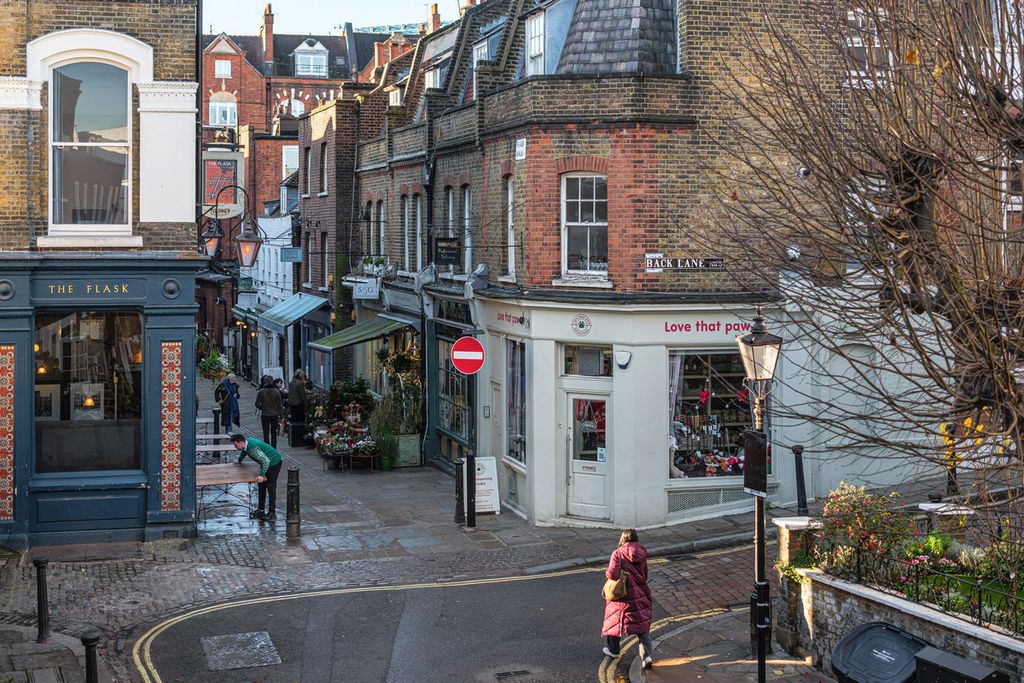 Flask Walk, London NW3, 3 bed terraced house for sale, £2,500,000 ...