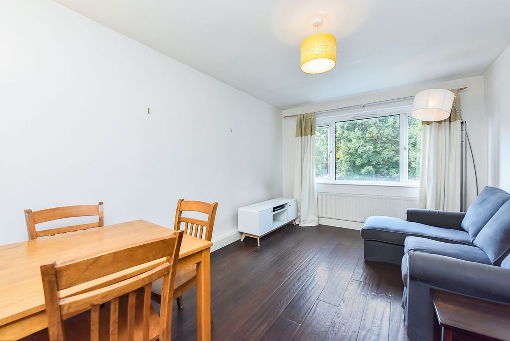 Burntwood Lane, London SW17, 2 bed flat to rent, £1,850 pcm | PrimeLocation